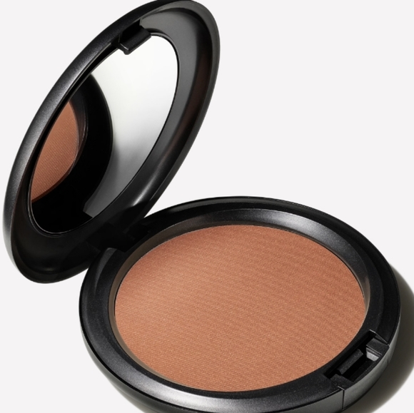 MAC Cosmetics | Makeup | Mac Golden Bronzing Powder | Poshmark